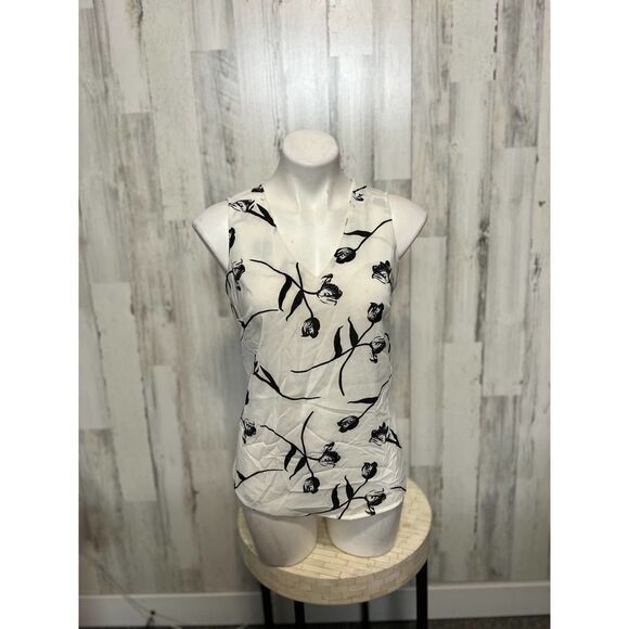 Covington | Tops | Covington Blouse | Poshmark